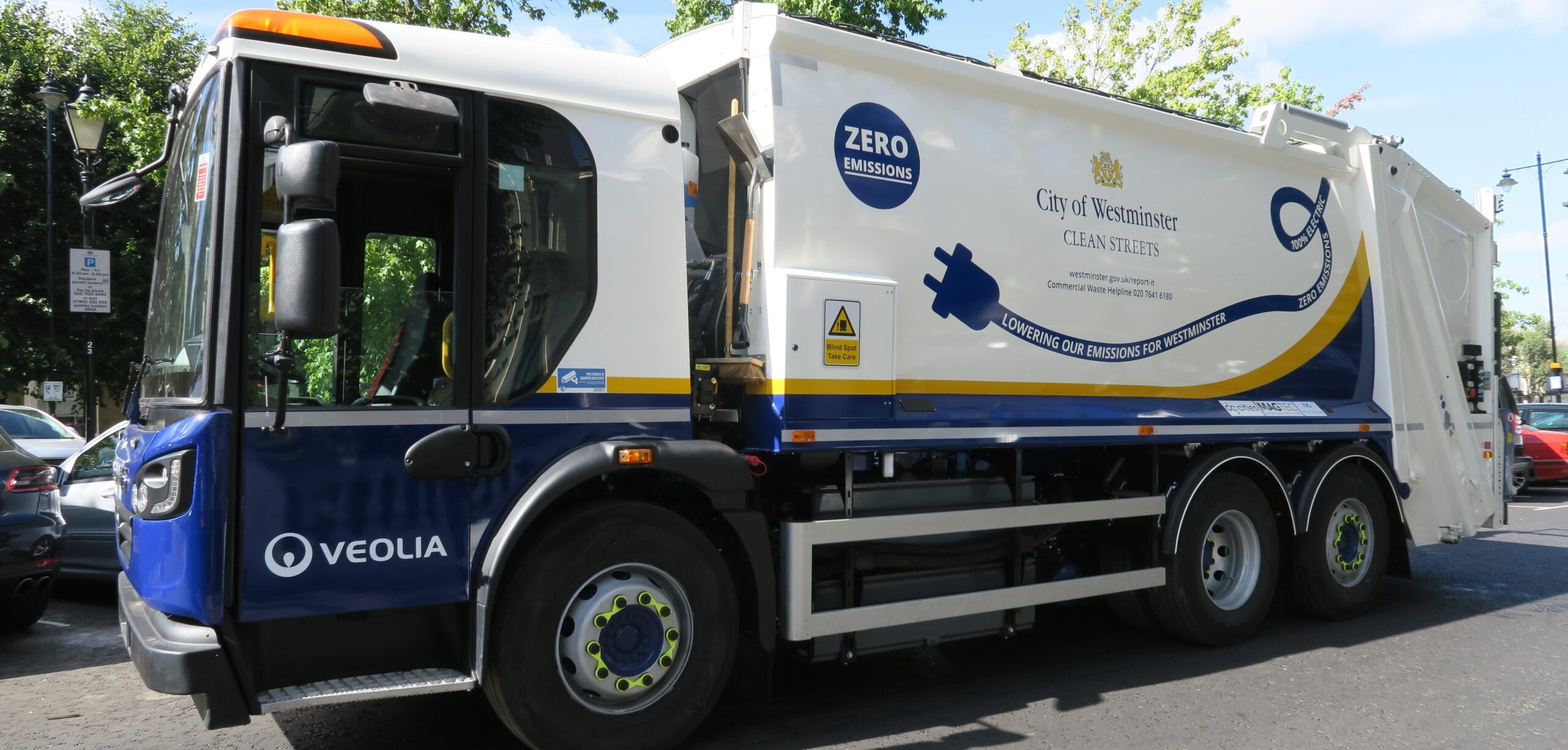 Refuse trucks transformed to run on electric power clean up London's ...