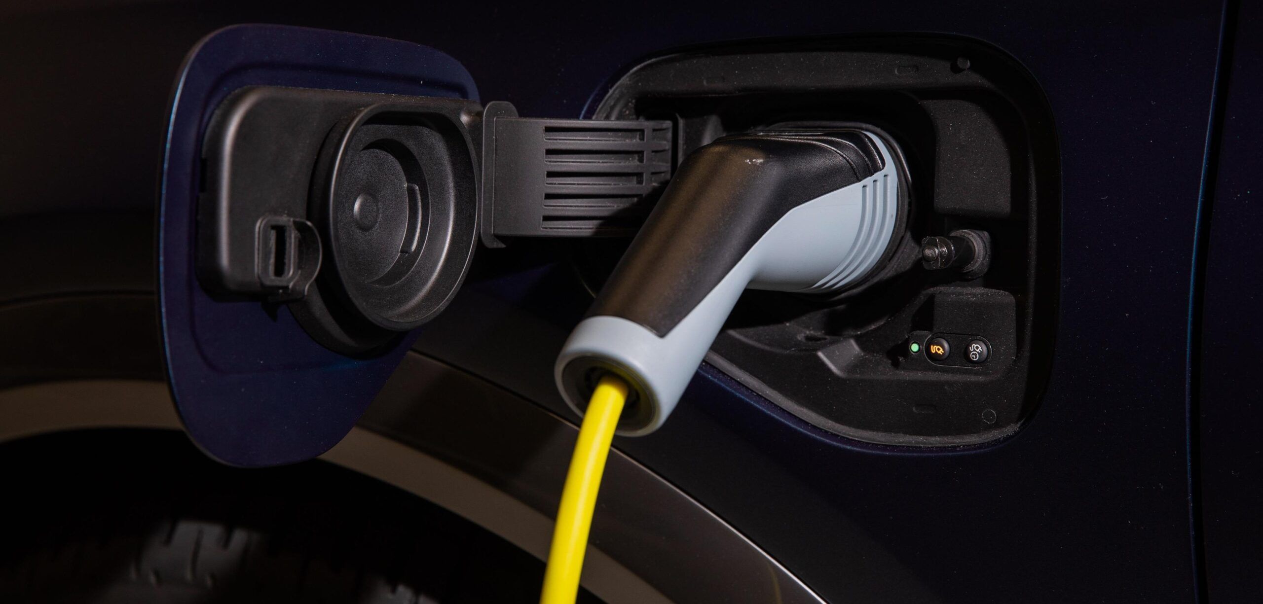 First EV ‘plug and charge’ pilot in France planned for 2020 - Electric ...