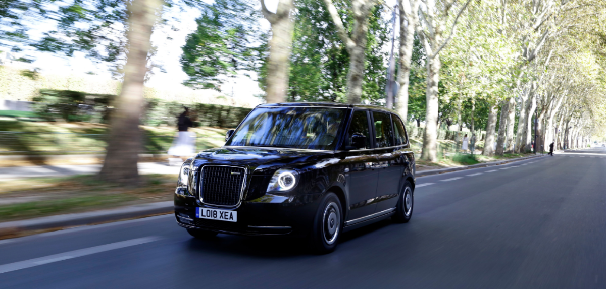 Groundbreaking wireless charging for electric taxis given £3.4m go ...