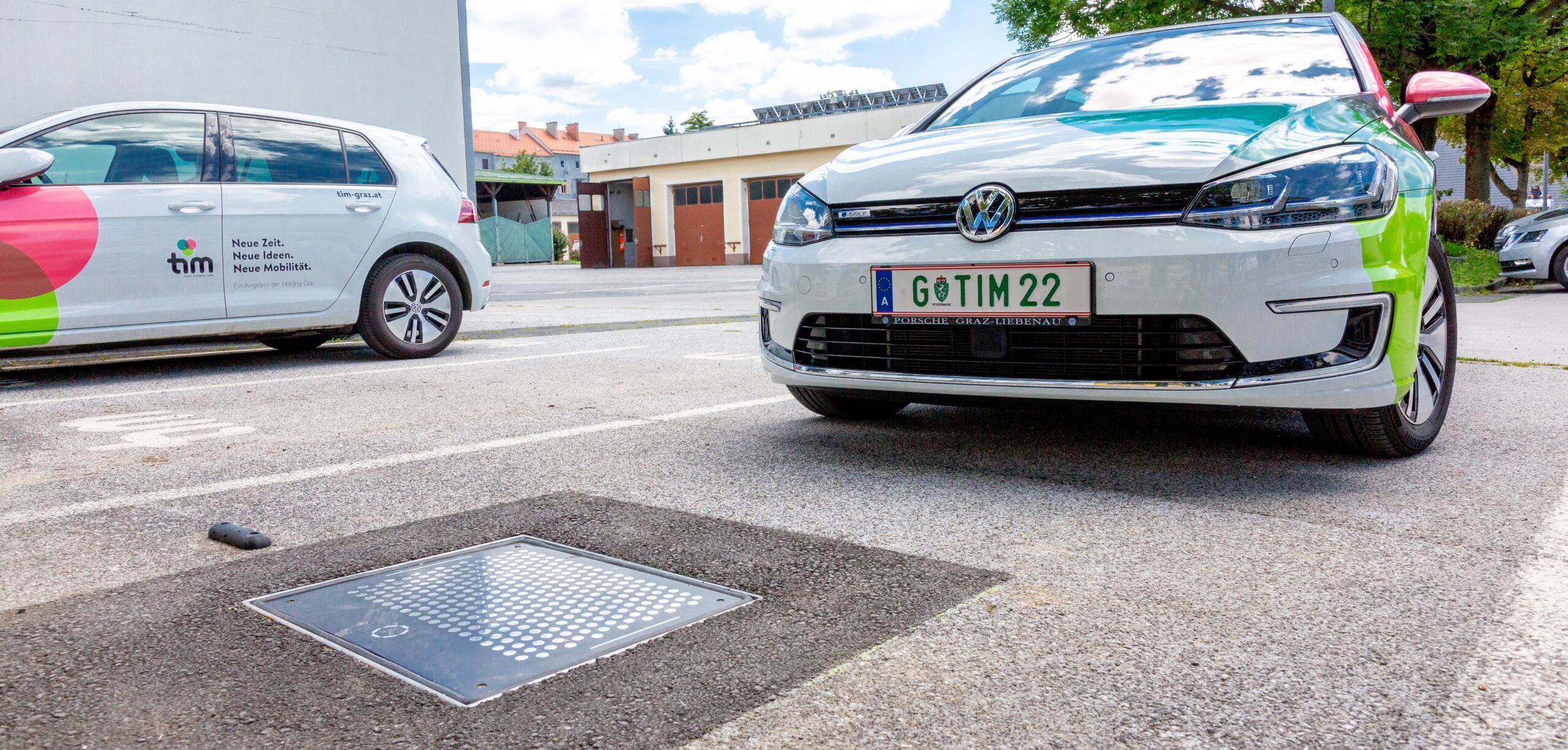 Wireless electric vehicle charging project for public spaces gets boost ...