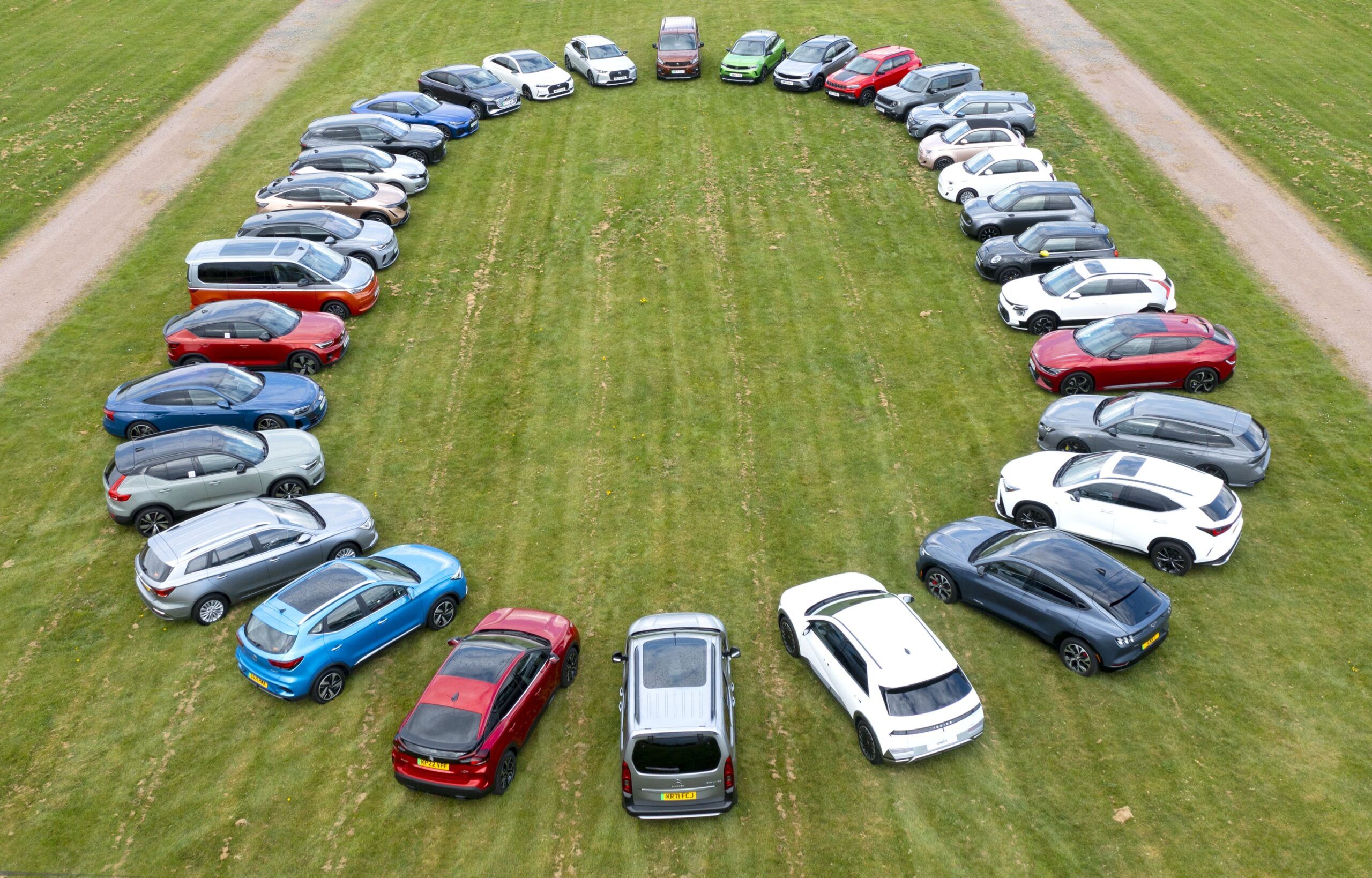 Electric vehicles have tripled their driving range within 10 years ...