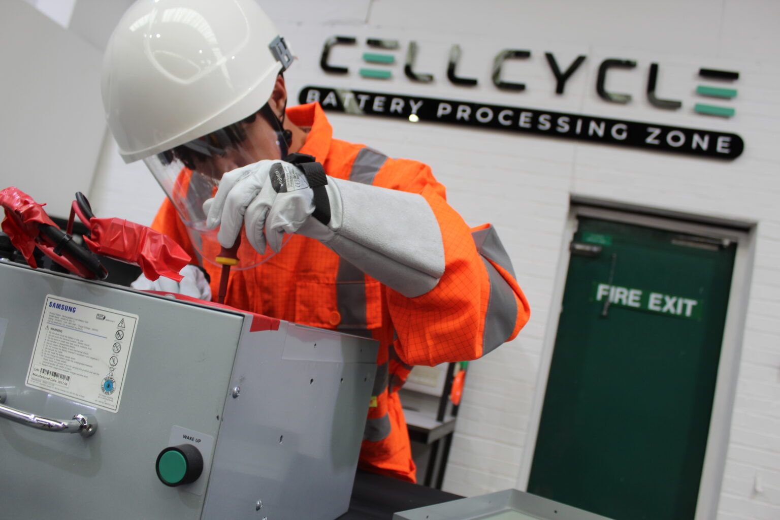 Innovative EV battery recycling facility launched in UK - Electric ...