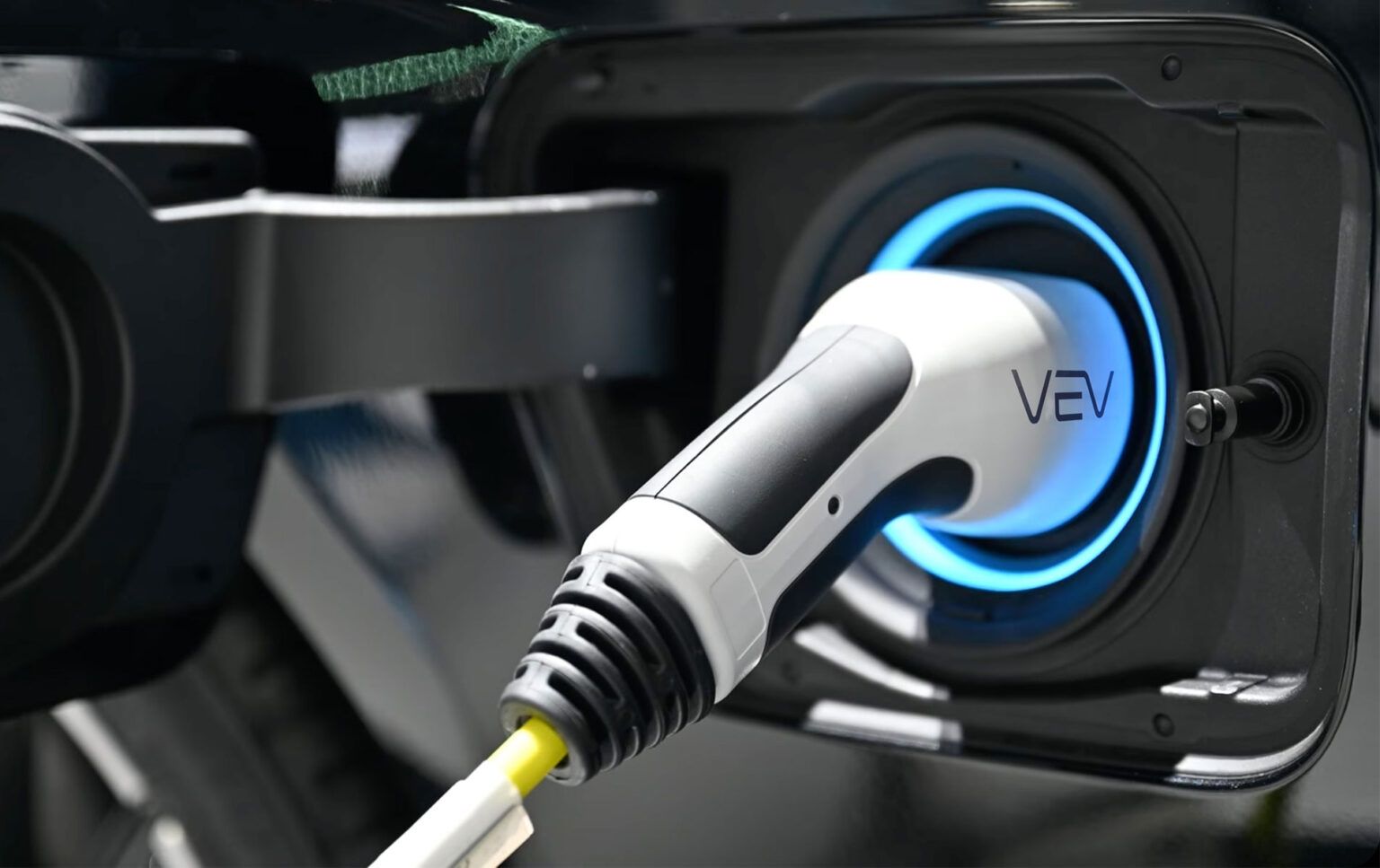 Ford reveals 1400hp electric drag race car - Electric & Hybrid Vehicle ...