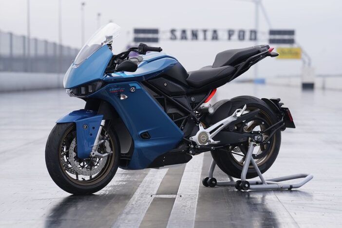 White Motorcycle Concepts and Zero Motorcycles reveal ‘Intelligent Aero ...