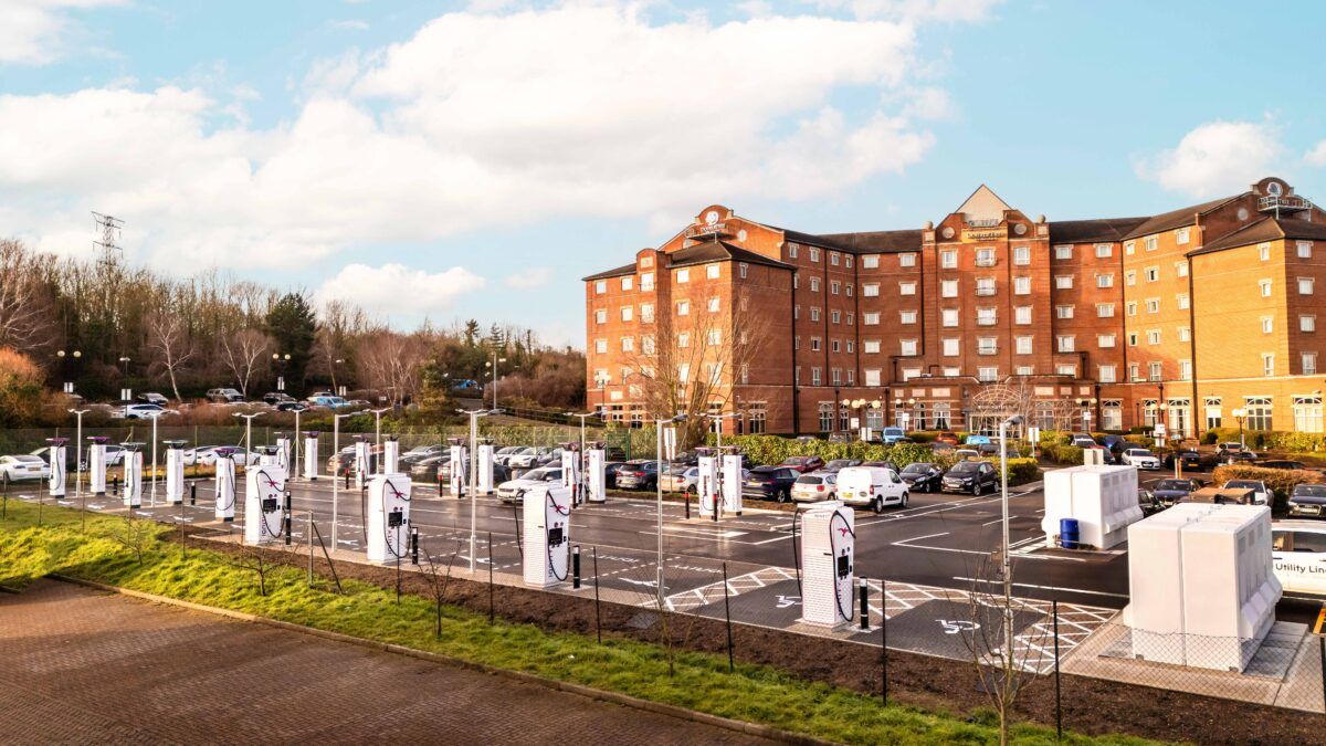 ‘World’s fastest electric car charger’ launched by ABB - Electric ...