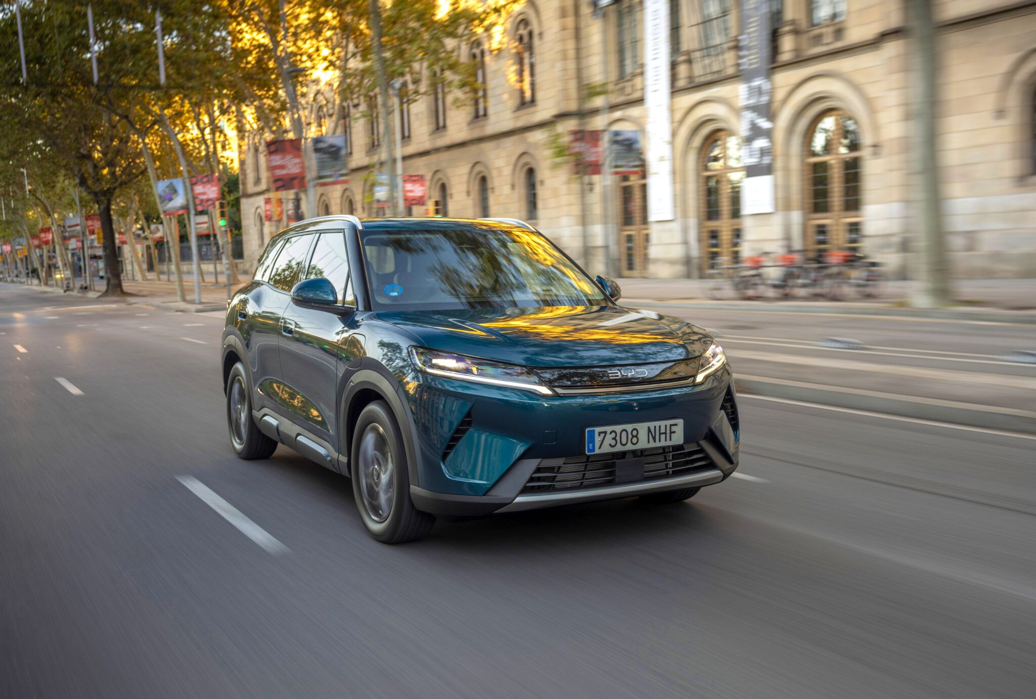 BYD Atto 2 DM-i arrives in Europe with super hybrid technology and ...
